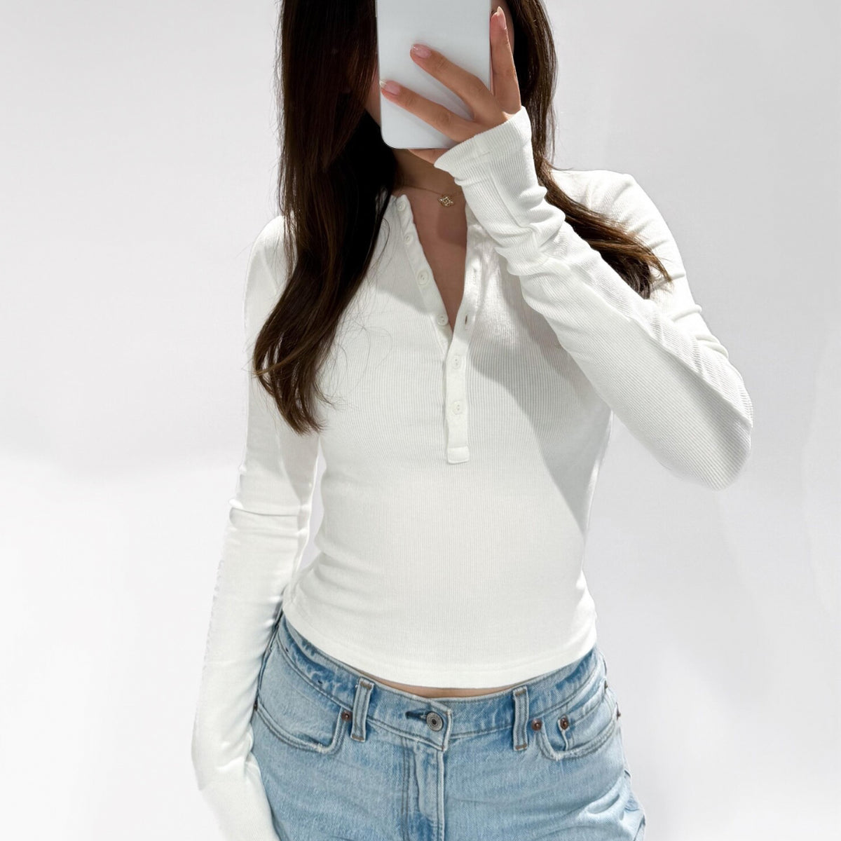 BELLA BUTTON RIBBED TOP WHITE – FEMME FATALE FASHION